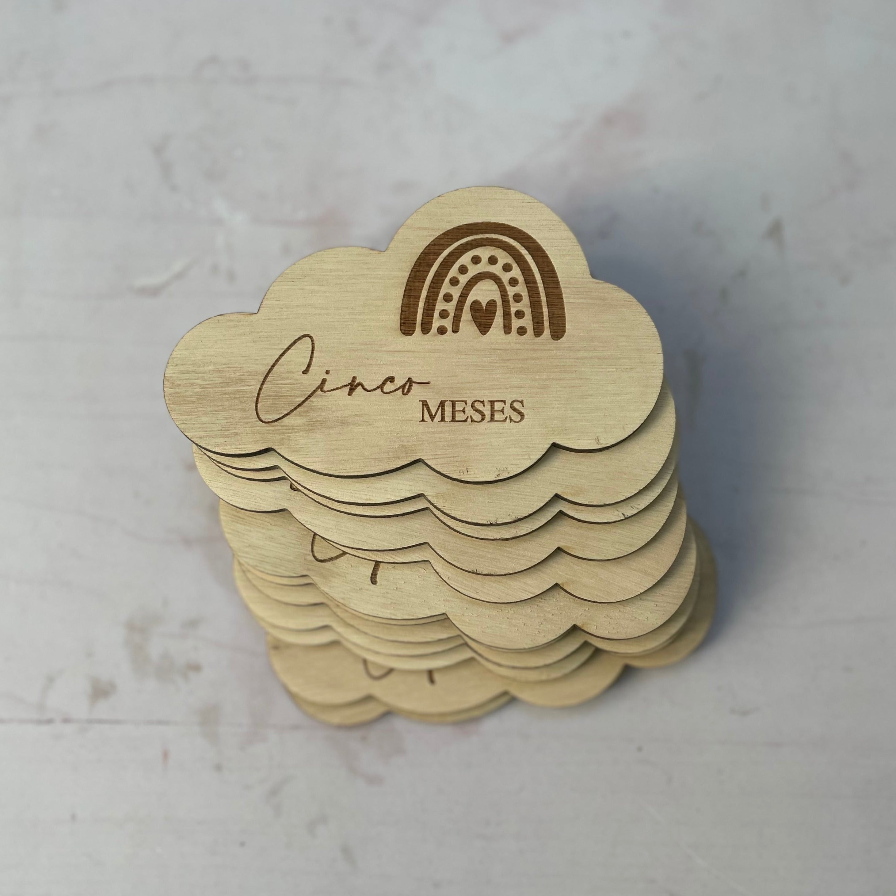 Placas cumple mes nube y arcoiris – La casa de teddy Store